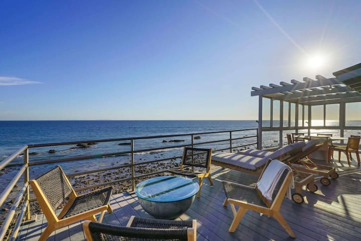 The Surfrider Villa By Stay Awhile Villas - Malibu, CA