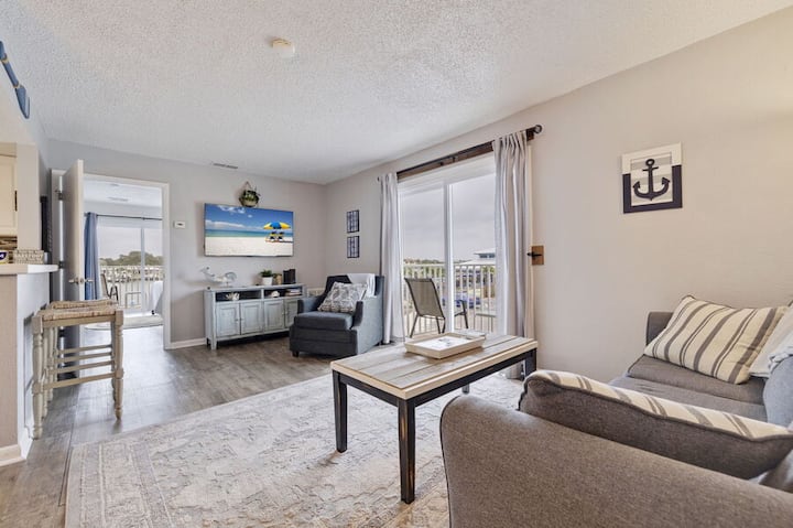 Caddy's Vacation Rentals #2 - Indian Shores, FL
