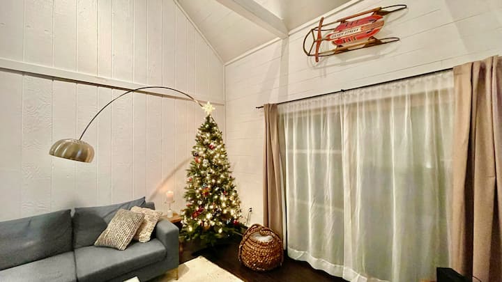 Woods End Cabin - Arrowhead Lake, PA