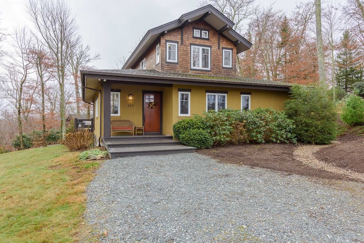 4br Sugar Mtn Cabin: Ski Shuttle, Ev & Pool Table - Sugar Mountain, NC