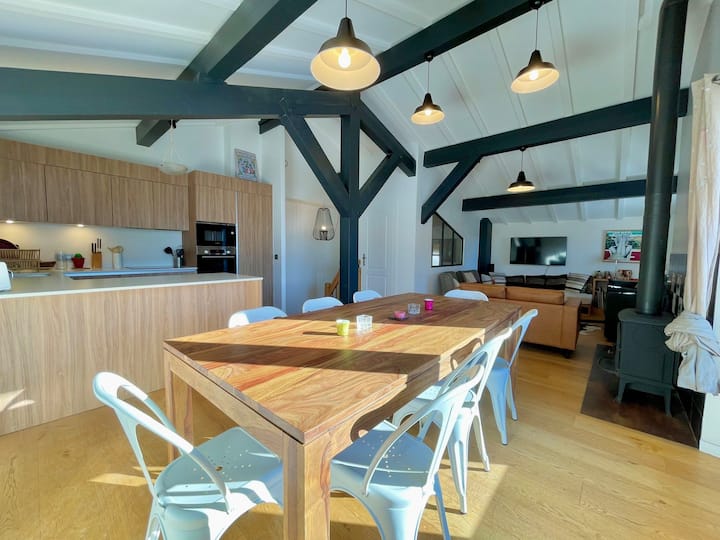 Charming Chalet, Ski-in/ski-out - Notre-Dame-de-Bellecombe