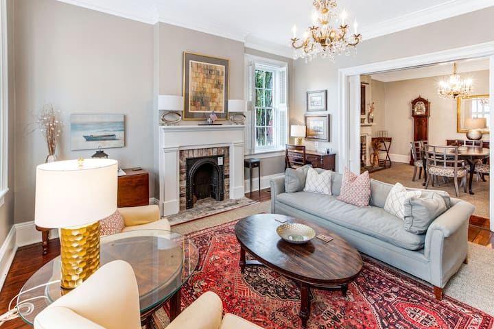 Elegant In Historic District By Lucky Savannah - Savannah, GA