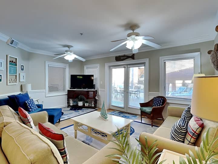 Brass Rail Villas 109 - 2 Pools - South Beach - Tybee Island, GA