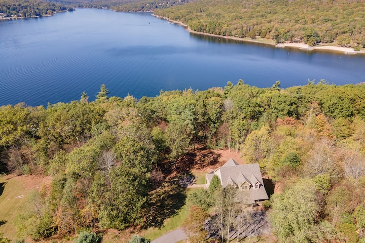 Relaxing Deep Creek Stay W/ Game Room - Deep Creek Lake, MD