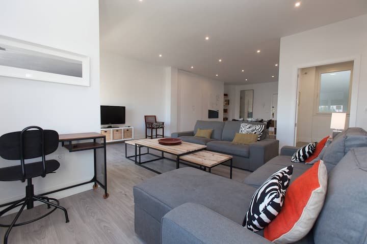 Spacious Flat With Great Sea Views With 180m2 - Cádiz