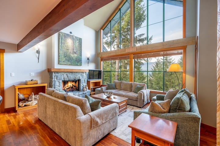 Alpine Retreat W/ Hot Tub, A/c - ウィスラー