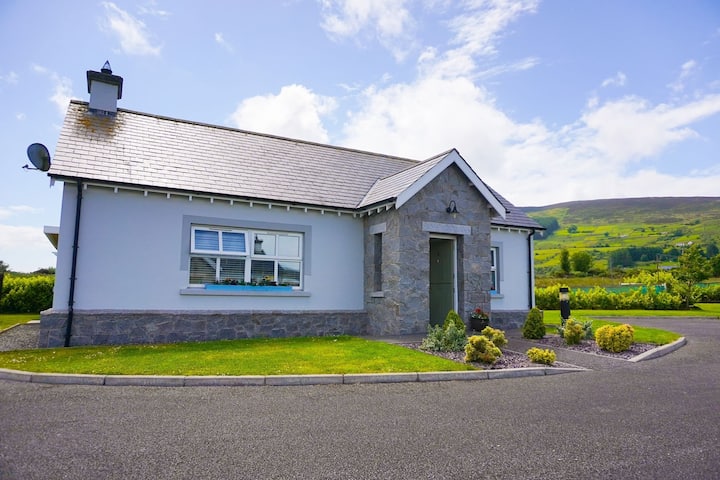 Luxury Cottage With Panoramic Countryside Views. - Newry