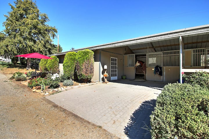 Wine Country Ranch Escape - Near Wineries, On Farm - Buellton, CA