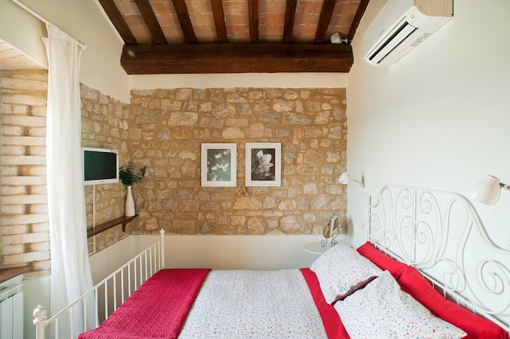 Apt Bel Tramonte - Apartamento De Dos Habitaciones, Capacidad Para 5 - Foligno