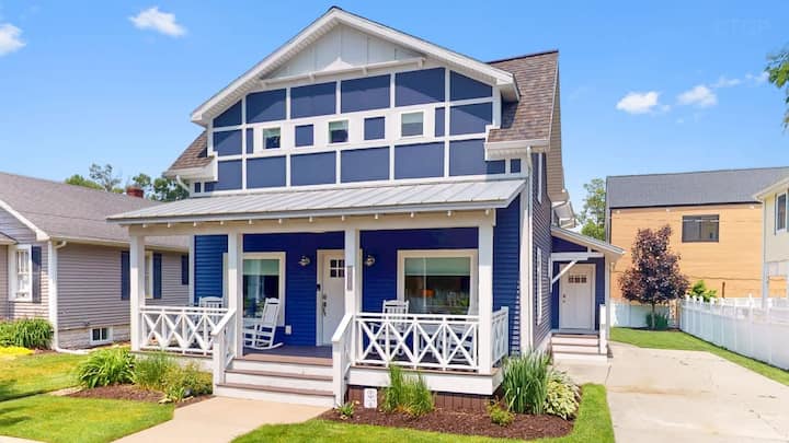 Superior Location Near South Beach And Downtown - South Haven, MI