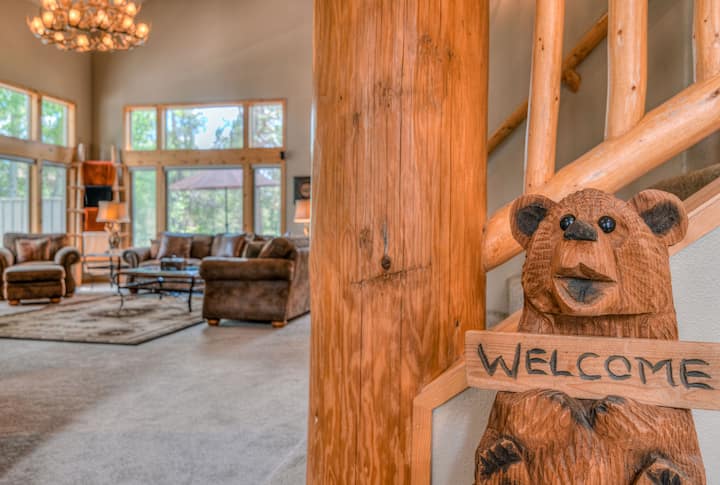 5 Masters, Games Galore,'foodie'kitchen, 12 Sharc - Oregon