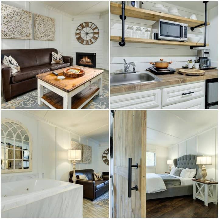 Lofts 6a Chic Modern Downtown Gatlinburg! - Gatlinburg, TN