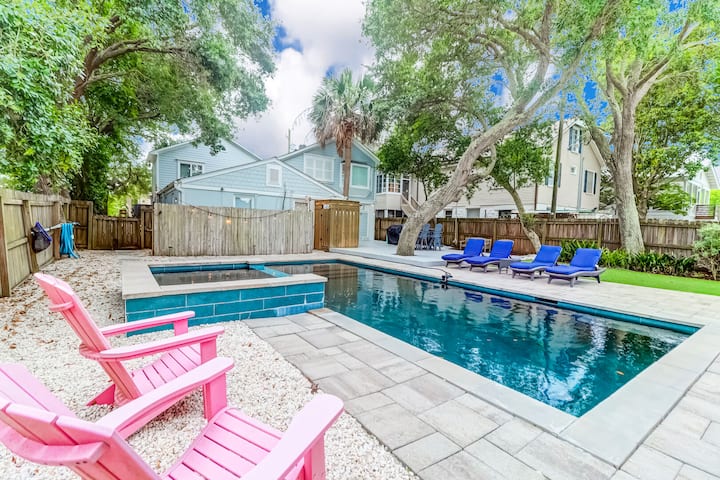 705 Carolina - Backyard Oasis, Close To The Beach! - Mount Pleasant, SC