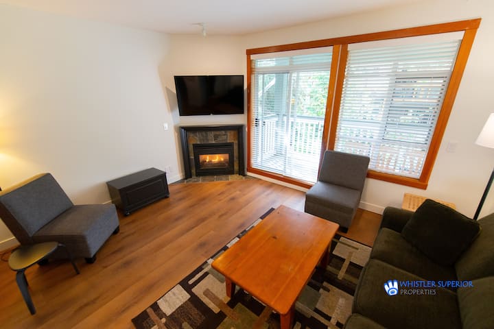 Granite Court - Convenient Village Location, Free Wifi & Parking - Whistler