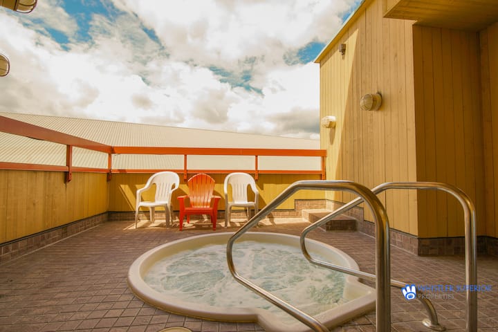 Studio Apartment On Whistler's Main Street. - British Columbia