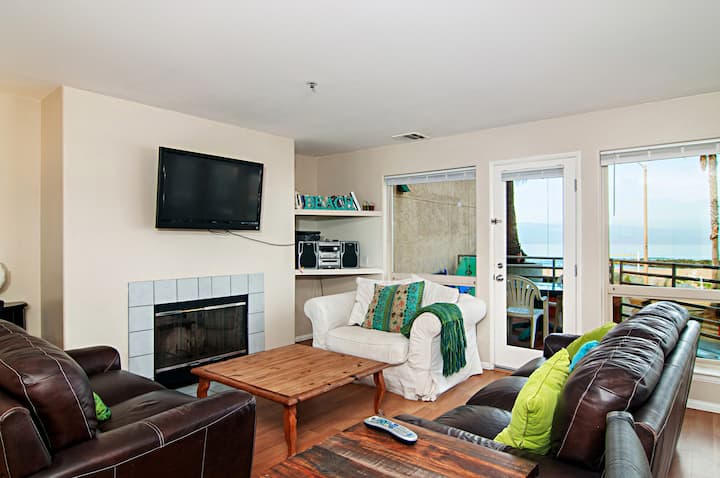 Enjoy Oceanviews In This Beautiful Condo With Pool - 임피리얼비치