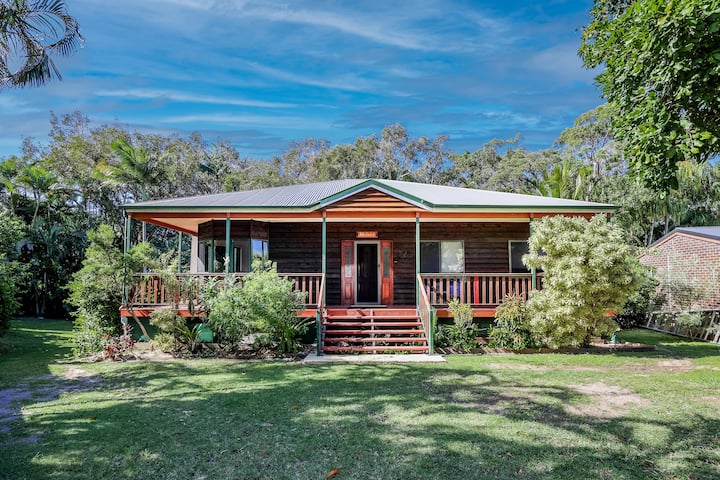 Merindah: Large Central 4bdr Beach House Pets Ok - Agnes Water