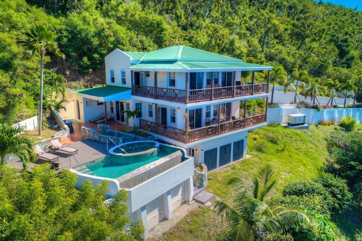 Sans Souci- Elegant Villa With Spectacular Views - Coral Bay