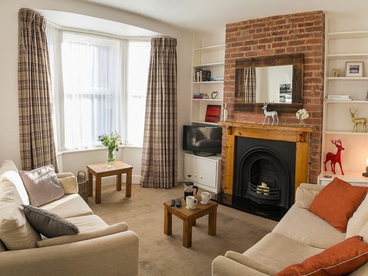 Entire House - Jutes House, Exeter - Sleeps 6 - Exeter
