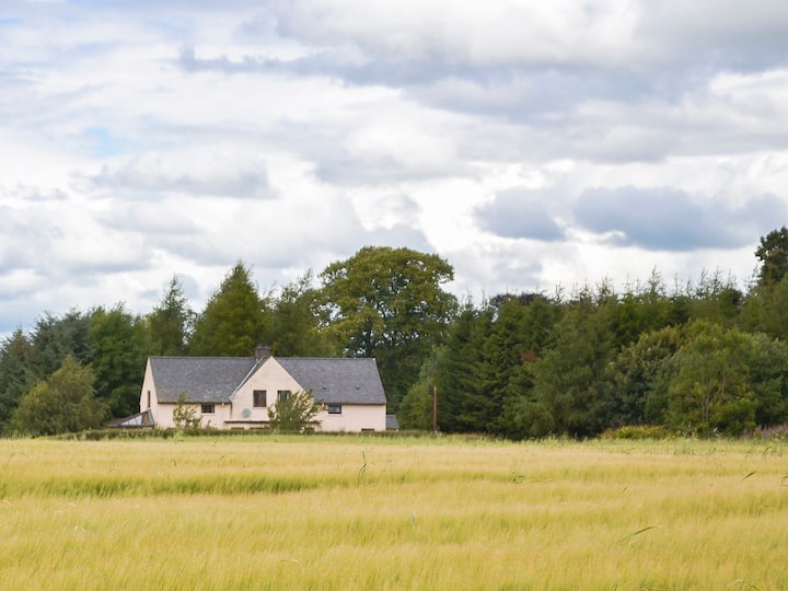Alojamiento De 2 Habitaciones En Meigle - Escocia