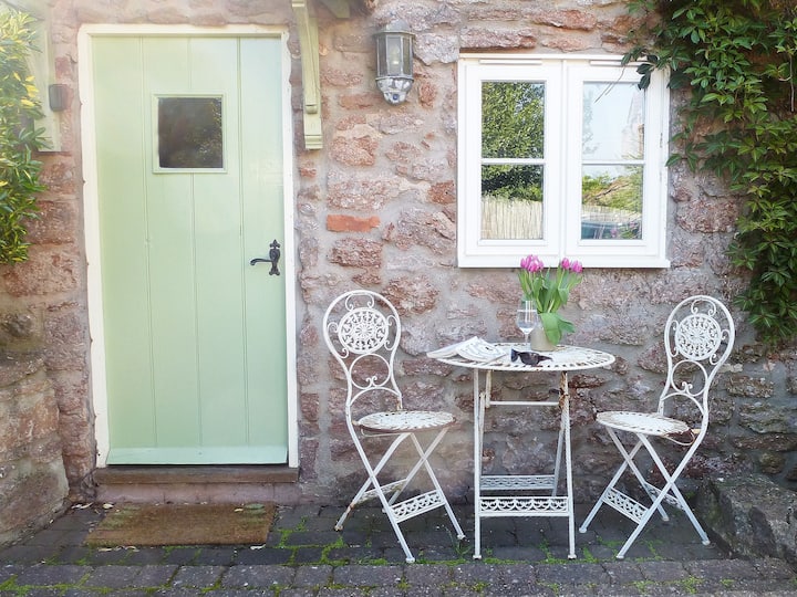 1 Bedroom Accommodation In Draycott, Near Cheddar - England