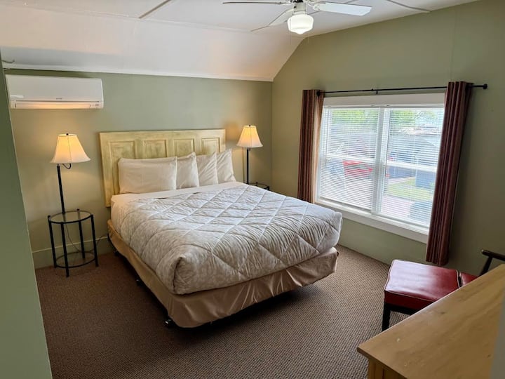 Suite One At La Pointe Lodging - Bayfield, WI
