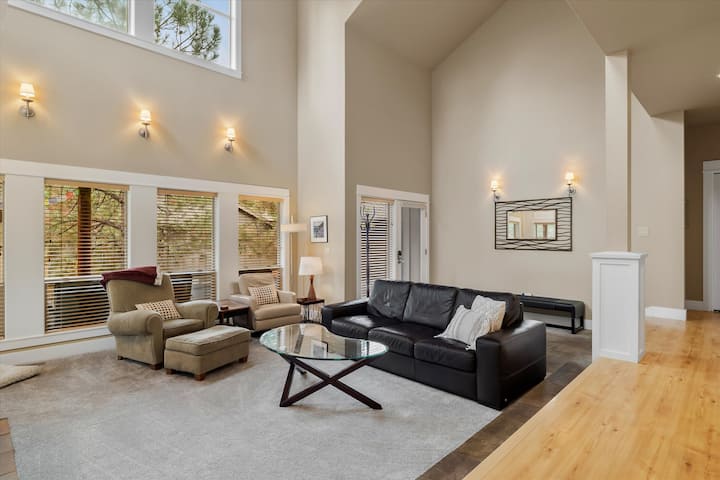 Rafters Court Mt Bachelor Resort River Wild - 本德