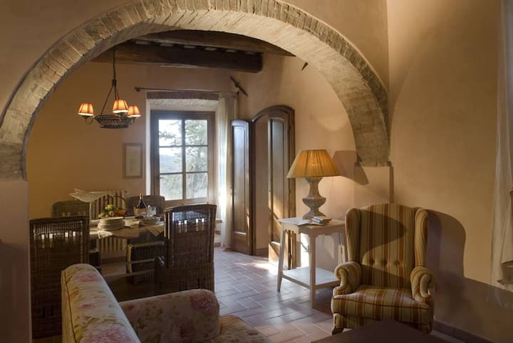 Small Tuscany Apartment Rental - Radda in Chianti