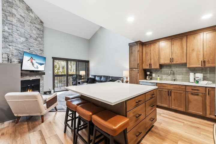 Renovated Retreat, Clubhouse + Walk To Main St - Frisco, CO
