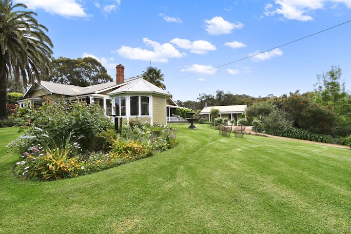 Clovelly Cottage - Metung - Metung
