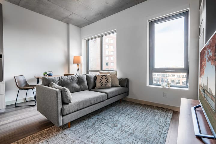 Calming Kendall Square Studio W/ Gym, Near Mit By Blueground - Waltham, MA