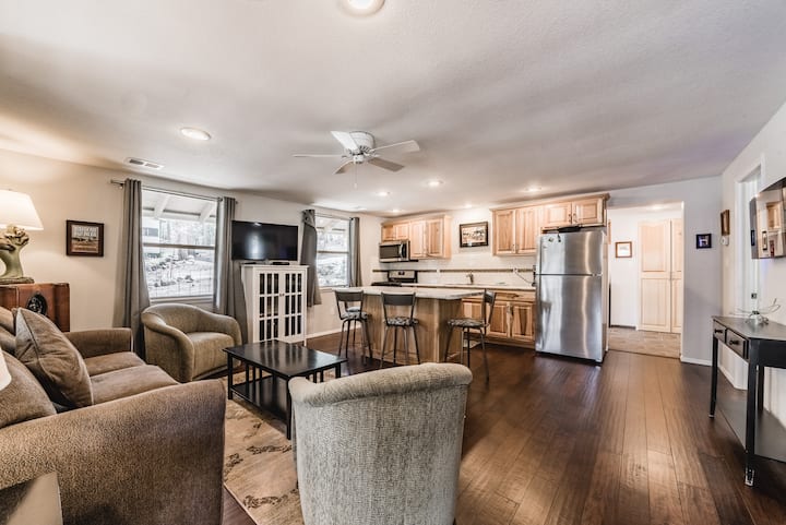Miles Hacienda | Walk To Town 2br Hideaway - Ruidoso, NM