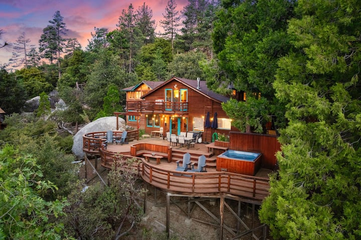 Moonlight Mountain Retreat Woodworker's Masterpiec - 愛德懷-松樹灣