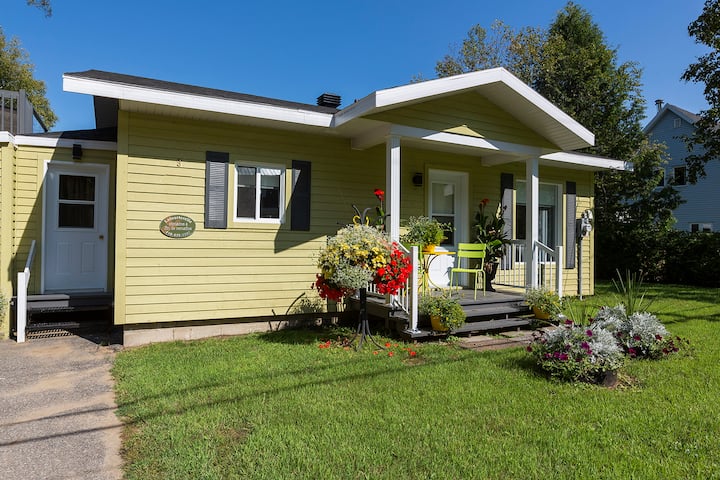 Charmante Maisonnée Avec Deux Terrasses - Baie-Saint-Paul, QC