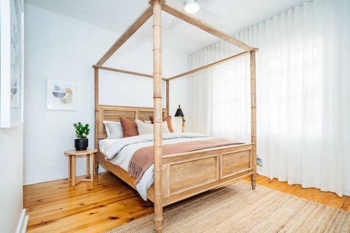 Salt At Arlo's—coastal Chic By Glenelg Beach - Glenelg