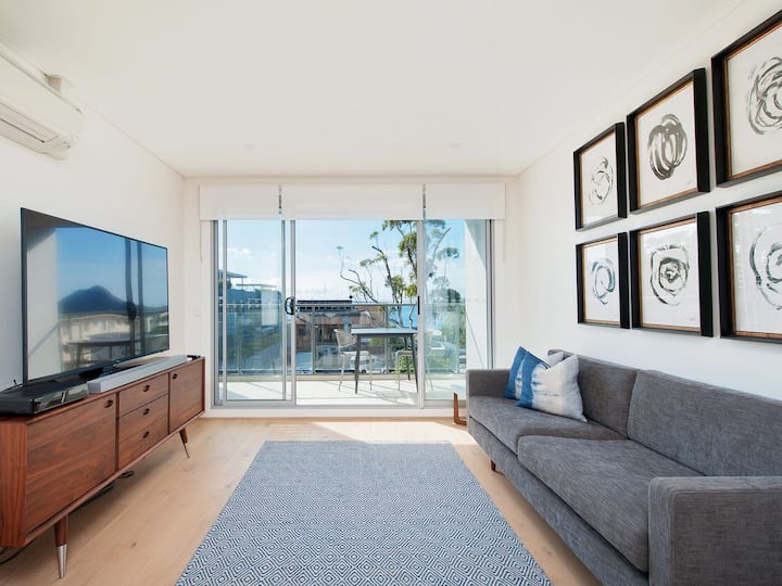 The Shoal Apartments, Unit 304/4-8 Bullecourt St - Shoal Bay