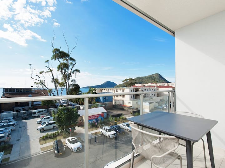 Sought After Complex In Shoal Bay - Shoal Bay