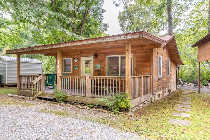 Deep Creek Cottage - Bryson City, NC