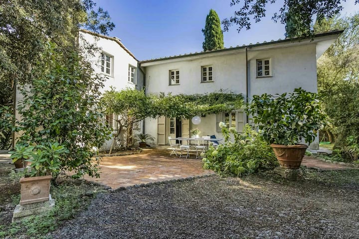 Spacious Villa With Private Pool Near Lucca - Lucca