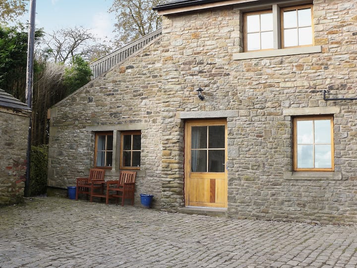 Bramble Cottage - 27978 - Clitheroe