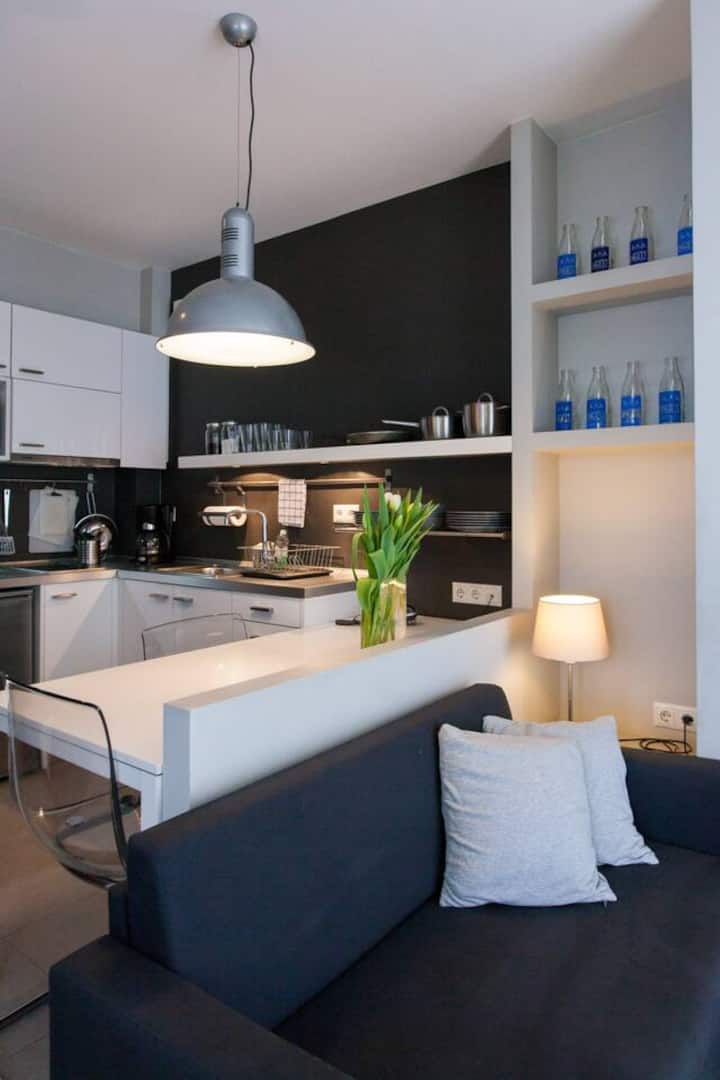 #Ah32 Grey Studio - Athen