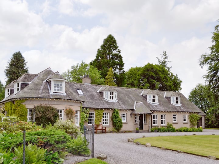 Little Blackhall Lodge - Banchory