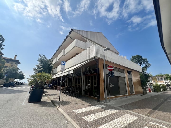 Arca Type B5 - A Few Steps Far From The Beach - Lignano Sabbiadoro