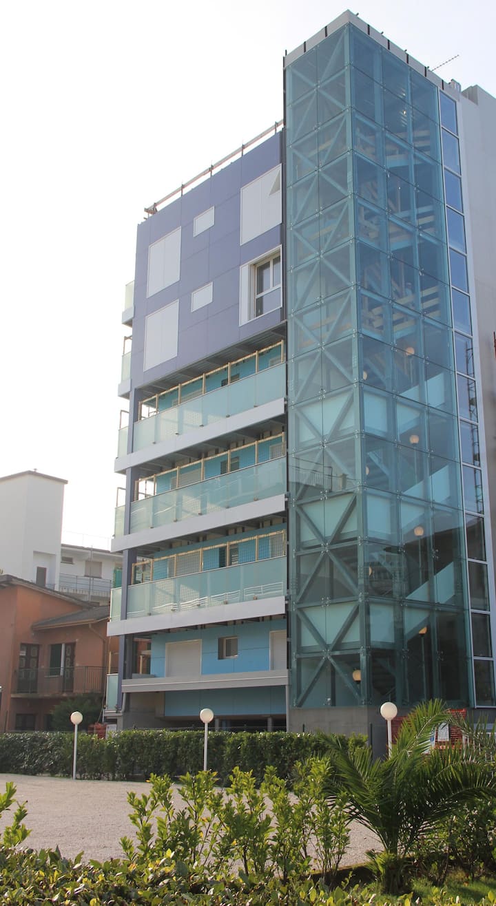 Edda Type B1 - Very Next To The Doggy Beach - Lignano Sabbiadoro