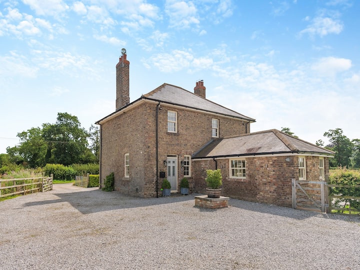Farrington House - Driffield