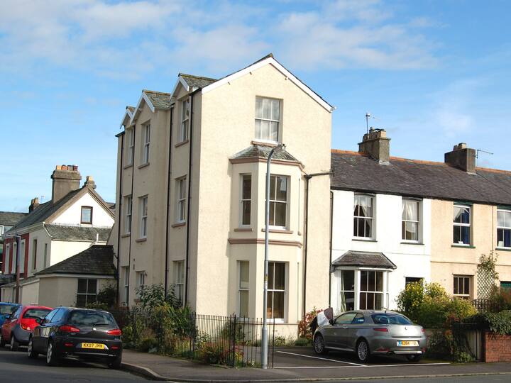 Helvellyn House Apartment - Keswick