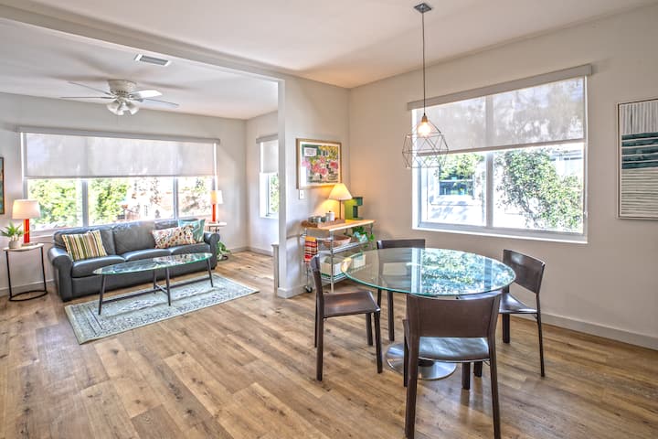 Colorful 2/2 Villa In Lil Havana, Free Parking - Coral Gables, FL