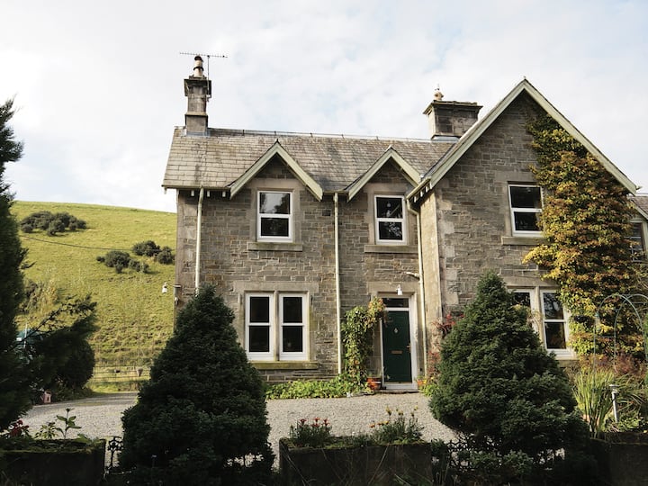 Ewes Schoolhouse - Scotland