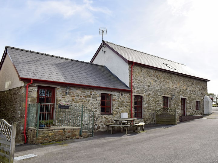 The Granary- Osc - Llangrannog