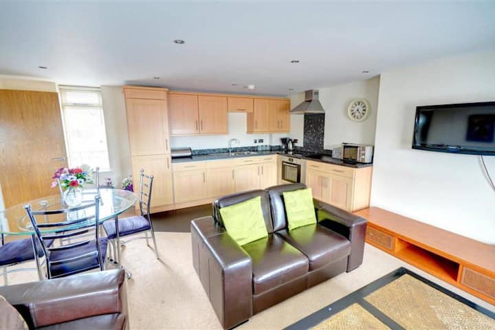 Top Floor Sea View Apartment Two Bedrooms - Scarborough